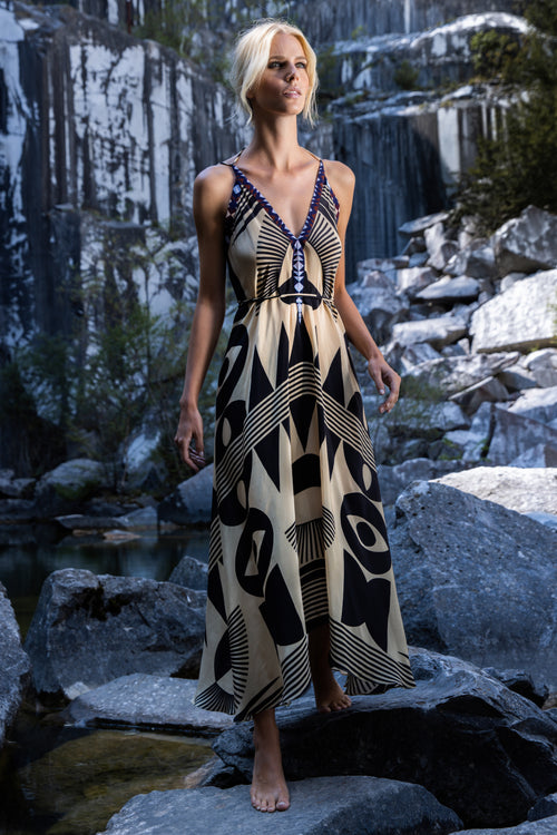 PETER BEARD – NOMADIC